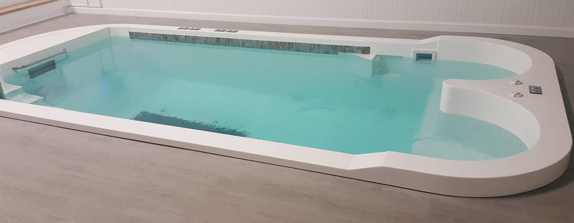 Water Therapy Pool - Triton - SwimEx