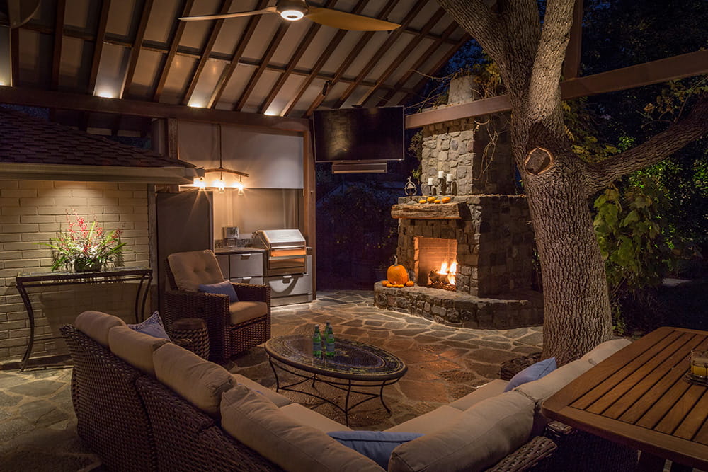 Cocktail Pool Designs That Serve Up a Wow Factor - SwimEx